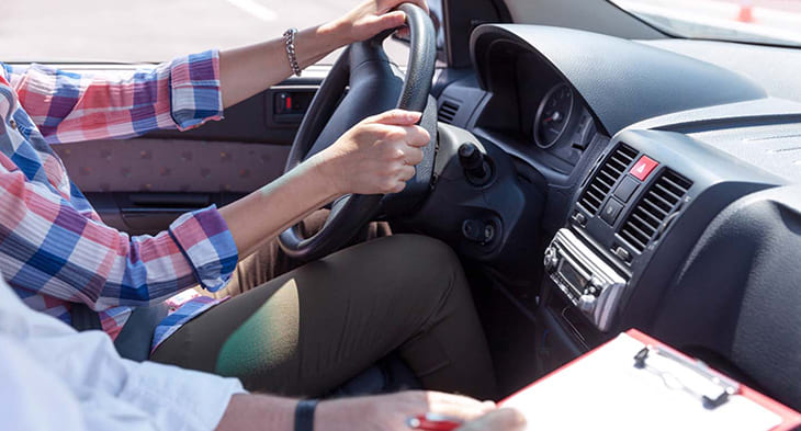 How to Schedule a Dubai RTA Driving Test | CarSwitch